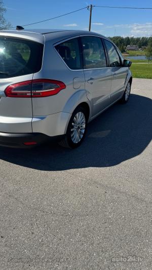 Pelēks Ford S-Max 2014 Tartu, ar dzinēja tilpumu 2.00 L un nobraukumu 317 tūkst. km par 5400 €, foto 7 vietnē AUTOMOTO.COM.LV