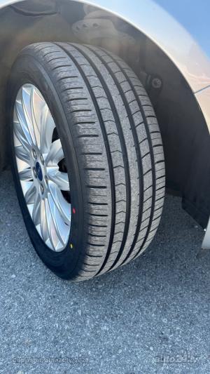 Pelēks Ford S-Max 2014 Tartu, ar dzinēja tilpumu 2.00 L un nobraukumu 317 tūkst. km par 5400 €, foto 9 vietnē AUTOMOTO.COM.LV