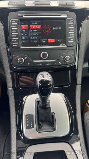 Pelēks Ford S-Max 2014 Tartu, ar dzinēja tilpumu 2.00 L un nobraukumu 317 tūkst. km par 5400 €, foto 12 vietnē AUTOMOTO.COM.LV