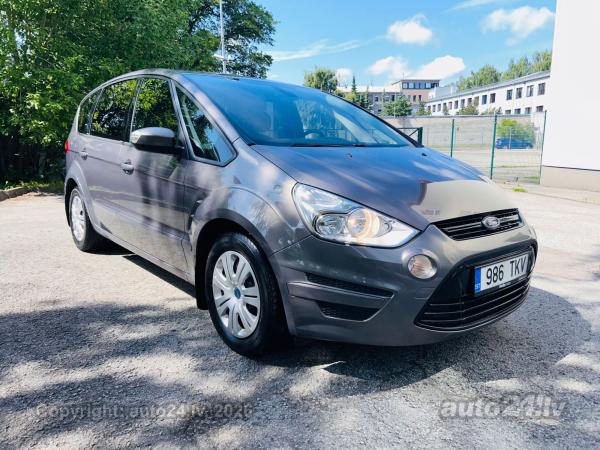 Pelēks Ford S-Max 2014 Tallina, ar dzinēja tilpumu 2.00 L un nobraukumu 215 tūkst. km par 4590 €, foto 2 vietnē AUTOMOTO.COM.LV