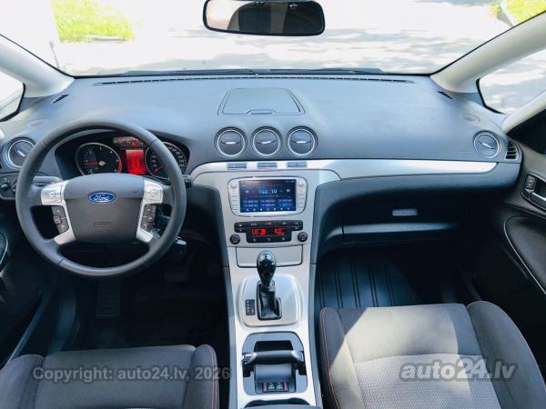 Pelēks Ford S-Max 2014 Tallina, ar dzinēja tilpumu 2.00 L un nobraukumu 215 tūkst. km par 4590 €, foto 10 vietnē AUTOMOTO.COM.LV