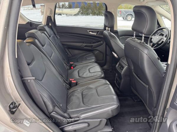 Pelēks Ford S-Max 2015 Kerdla, ar dzinēja tilpumu 2.00 L un nobraukumu 272 tūkst. km par 10500 €, foto 9 vietnē AUTOMOTO.COM.LV