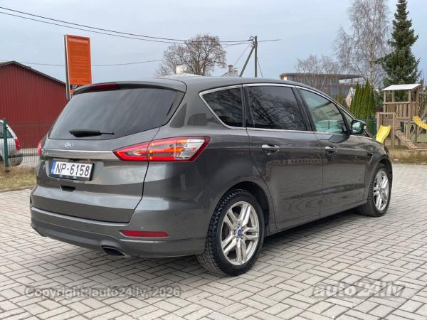 Pelēks Ford S-Max 2015 Tartu, ar dzinēja tilpumu 2.00 L un nobraukumu 194 tūkst. km par 7990 €, foto 4 vietnē AUTOMOTO.COM.LV
