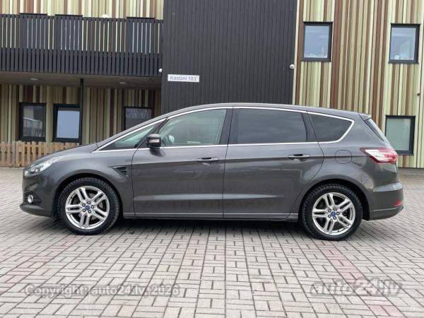 Pelēks Ford S-Max 2015 Tartu, ar dzinēja tilpumu 2.00 L un nobraukumu 194 tūkst. km par 7990 €, foto 8 vietnē AUTOMOTO.COM.LV
