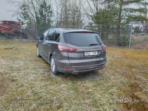 Grey Ford S-Max 2015 in Rakvere, with an engine capacity of 2.00 L and mileage of 265 thousand km for 10500 €, photo 3 on AUTOMOTO.COM.LV