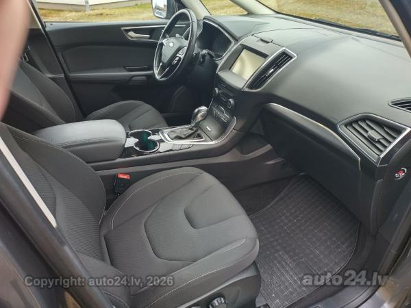 Grey Ford S-Max 2015 in Rakvere, with an engine capacity of 2.00 L and mileage of 265 thousand km for 10500 €, photo 10 on AUTOMOTO.COM.LV