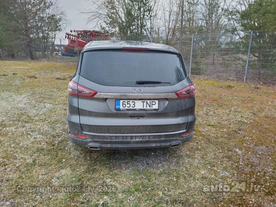 Grey Ford S-Max 2015 in Rakvere, with an engine capacity of 2.00 L and mileage of 265 thousand km for 10500 €, photo 13 on AUTOMOTO.COM.LV