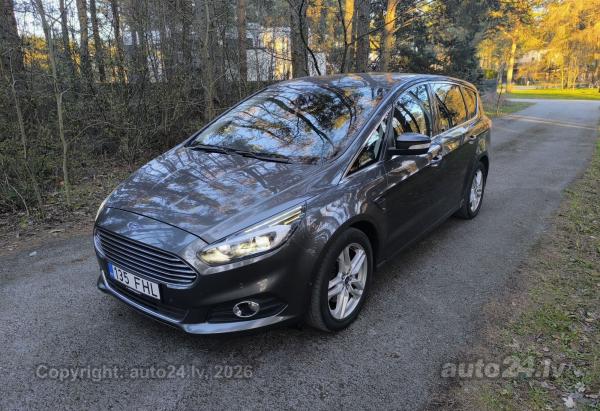 Grey Ford S-Max 2015 in Tallinn, with an engine capacity of 2.00 L and mileage of 201 thousand km for 10490 €, photo 1 on AUTOMOTO.COM.LV