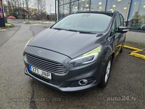 Grey Ford S-Max 2016 in Tartu, with an engine capacity of 2.00 L and mileage of 272 thousand km for 9990 €, photo 2 on AUTOMOTO.COM.LV