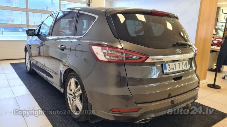 Grey Ford S-Max 2016 in Tallinn, with an engine capacity of 2.00 L and mileage of 194 thousand km for 11900 €, photo 4 on AUTOMOTO.COM.LV