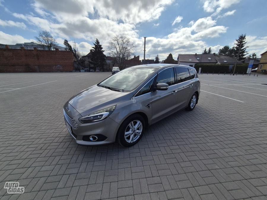 Grey Ford S-Max 2016 in Kaunas, with an engine capacity of 2.00 L and mileage of 239 thousand km for 8200 €, photo 4 on AUTOMOTO.COM.LV