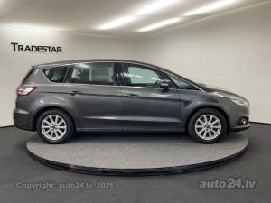 Pelēks Ford S-Max 2016 Pērnava, ar dzinēja tilpumu 2.00 L un nobraukumu 217 tūkst. km par 9490 €, foto 5 vietnē AUTOMOTO.COM.LV