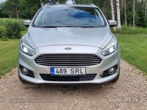 Grey Ford S-Max 2016 in Voru, with an engine capacity of 2.00 L and mileage of 303 thousand km for 9900 €, photo 3 on AUTOMOTO.COM.LV