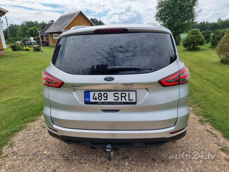 Grey Ford S-Max 2016 in Voru, with an engine capacity of 2.00 L and mileage of 303 thousand km for 9900 €, photo 6 on AUTOMOTO.COM.LV