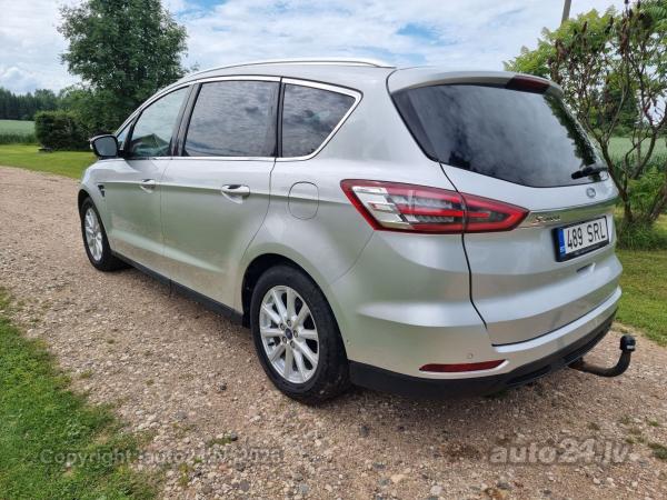 Pelēks Ford S-Max 2016 Veru, ar dzinēja tilpumu 2.00 L un nobraukumu 303 tūkst. km par 9900 €, foto 8 vietnē AUTOMOTO.COM.LV