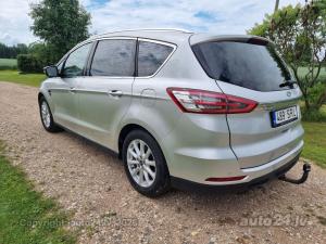 Grey Ford S-Max 2016 in Voru, with an engine capacity of 2.00 L and mileage of 303 thousand km for 9900 €, photo 8 on AUTOMOTO.COM.LV