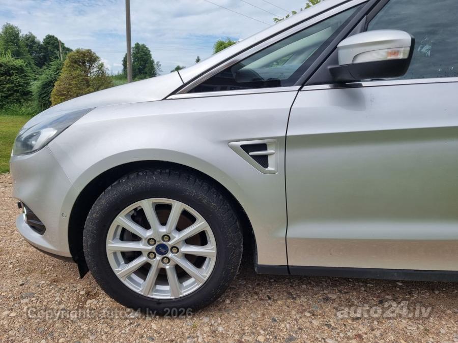 Grey Ford S-Max 2016 in Voru, with an engine capacity of 2.00 L and mileage of 303 thousand km for 9900 €, photo 16 on AUTOMOTO.COM.LV