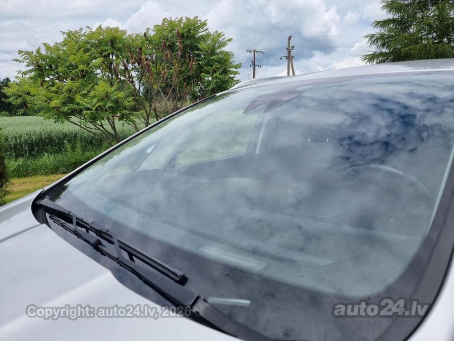 Grey Ford S-Max 2016 in Voru, with an engine capacity of 2.00 L and mileage of 303 thousand km for 9900 €, photo 21 on AUTOMOTO.COM.LV