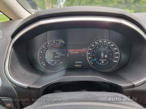 Grey Ford S-Max 2016 in Voru, with an engine capacity of 2.00 L and mileage of 303 thousand km for 9900 €, photo 22 on AUTOMOTO.COM.LV