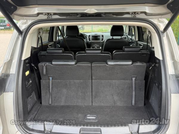 Pelēks Ford S-Max 2016 Veru, ar dzinēja tilpumu 2.00 L un nobraukumu 257 tūkst. km par 8990 €, foto 8 vietnē AUTOMOTO.COM.LV