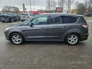 Pelēks Ford S-Max 2016 Tartu, ar dzinēja tilpumu 2.00 L un nobraukumu 272 tūkst. km par 8990 €, foto 4 vietnē AUTOMOTO.COM.LV