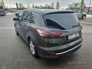 Pelēks Ford S-Max 2016 Tartu, ar dzinēja tilpumu 2.00 L un nobraukumu 272 tūkst. km par 8990 €, foto 5 vietnē AUTOMOTO.COM.LV