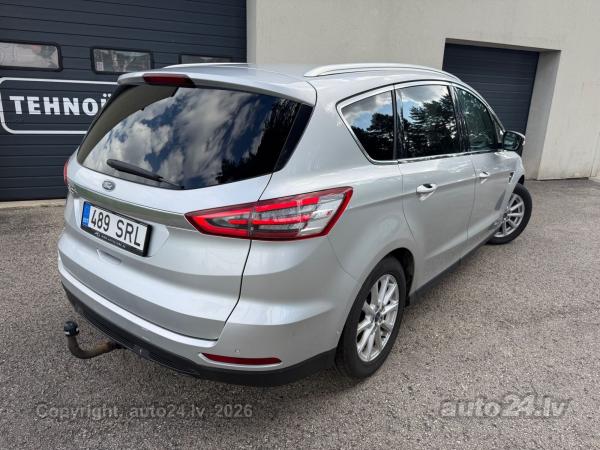 Grey Ford S-Max 2016 in Parnu, with an engine capacity of 2.00 L and mileage of 302 thousand km for 8990 €, photo 5 on AUTOMOTO.COM.LV