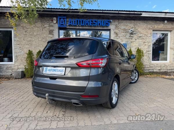 Ford S-Max 2016 in Tallinn on AUTOMOTO.COM.LV Grey Ford S-Max 2016 in Tallinn, with an engine capacity of 2.00 L and mileage of 280 thousand km for 8990 €, photo 3 on AUTOMOTO.COM.LV