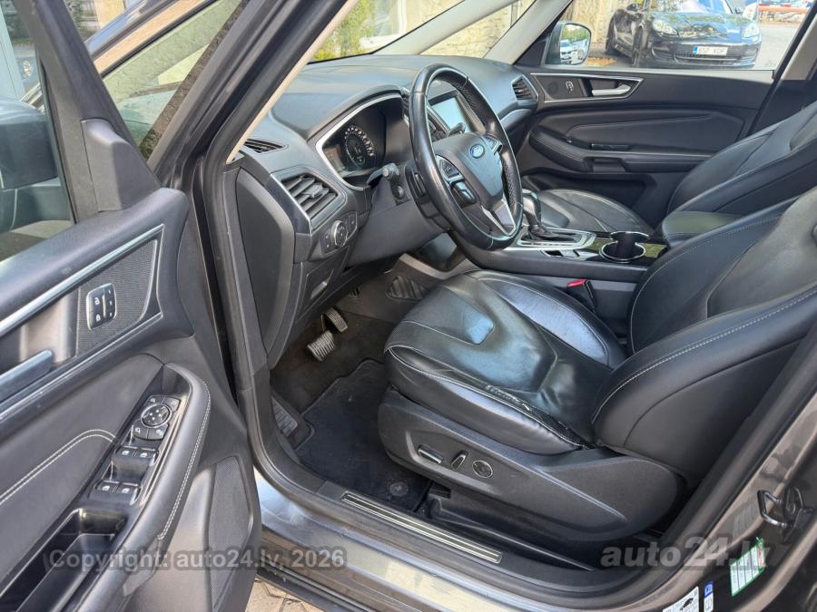 Grey Ford S-Max 2016 in Tallinn, with an engine capacity of 2.00 L and mileage of 280 thousand km for 8990 €, photo 4 on AUTOMOTO.COM.LV