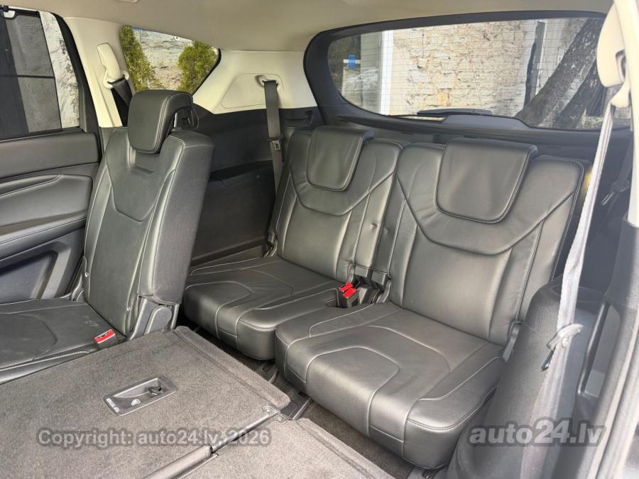Grey Ford S-Max 2016 in Tallinn, with an engine capacity of 2.00 L and mileage of 280 thousand km for 8990 €, photo 13 on AUTOMOTO.COM.LV