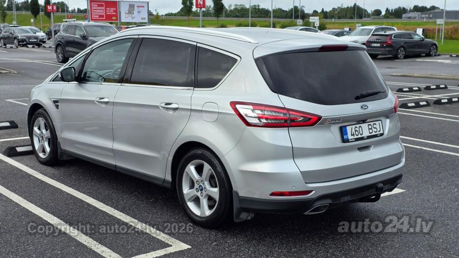 Pelēks Ford S-Max 2016 Saue, ar dzinēja tilpumu 2.00 L un nobraukumu 235 tūkst. km par 11000 €, foto 4 vietnē AUTOMOTO.COM.LV