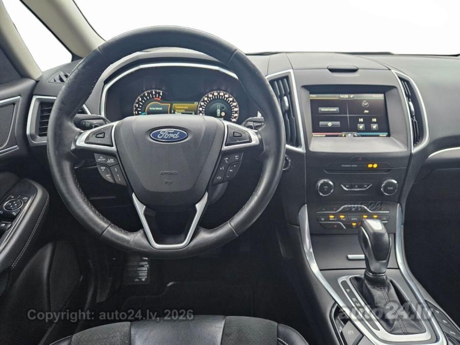 Grey Ford S-Max 2016 in Tallinn, with an engine capacity of 2.00 L and mileage of 272 thousand km for 6990 €, photo 9 on AUTOMOTO.COM.LV
