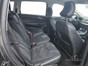 Grey Ford S-Max 2016 in Tallinn, with an engine capacity of 2.00 L and mileage of 272 thousand km for 6990 €, photo 11 on AUTOMOTO.COM.LV