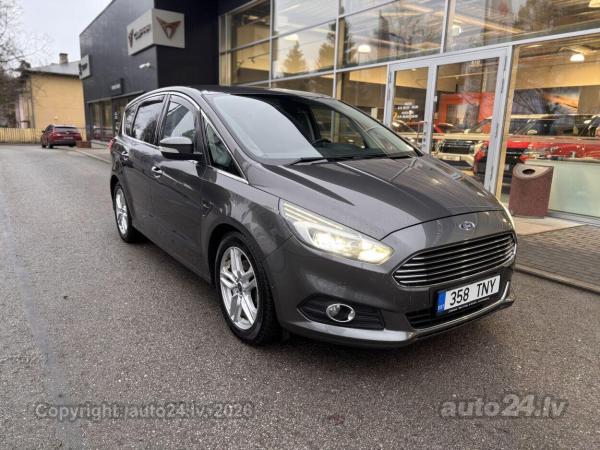 Pelēks Ford S-Max 2017 Tartu, ar dzinēja tilpumu 2.00 L un nobraukumu 192 tūkst. km par 12990 €, foto 1 vietnē AUTOMOTO.COM.LV