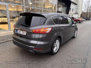 Pelēks Ford S-Max 2017 Tartu, ar dzinēja tilpumu 2.00 L un nobraukumu 192 tūkst. km par 12990 €, foto 4 vietnē AUTOMOTO.COM.LV