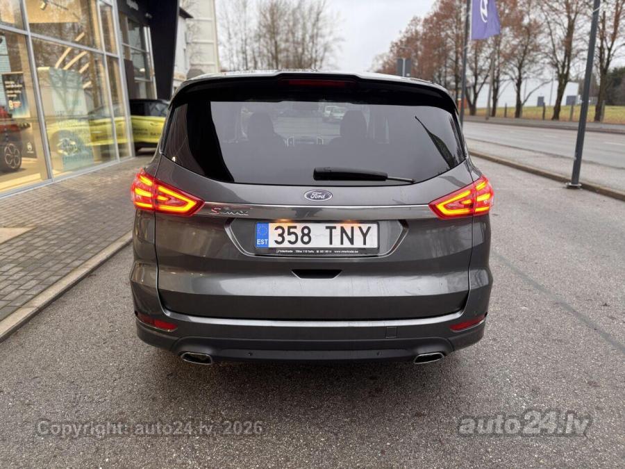 Pelēks Ford S-Max 2017 Tartu, ar dzinēja tilpumu 2.00 L un nobraukumu 192 tūkst. km par 12990 €, foto 5 vietnē AUTOMOTO.COM.LV