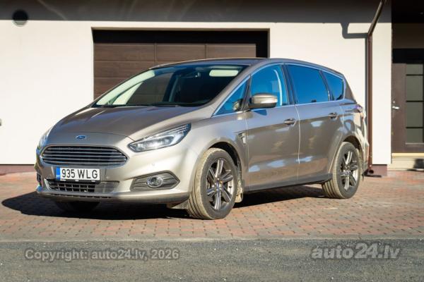 Pelēks Ford S-Max 2017 Tallina, ar dzinēja tilpumu 2.00 L un nobraukumu 118 tūkst. km par 14950 €, foto  vietnē AUTOMOTO.COM.LV