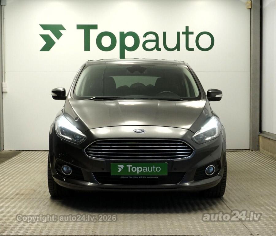 Grey Ford S-Max 2017 in Tallinn, with an engine capacity of 2.00 L and mileage of 192 thousand km for 12900 €, photo 2 on AUTOMOTO.COM.LV