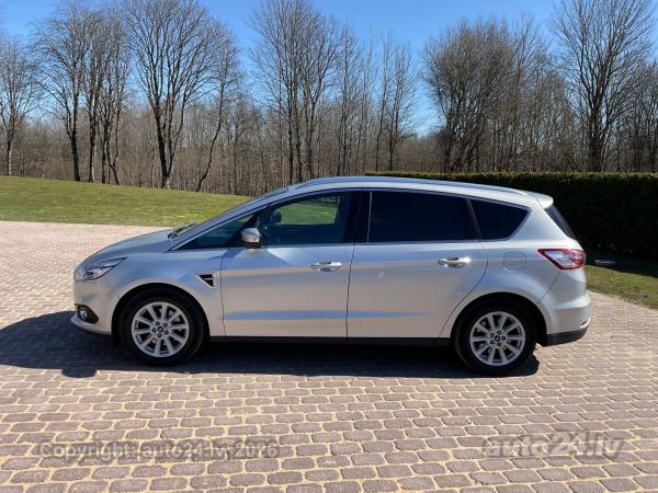 Grey Ford S-Max 2017 in Tallinn, with an engine capacity of 2.00 L and mileage of 227 thousand km for 11500 €, photo 2 on AUTOMOTO.COM.LV