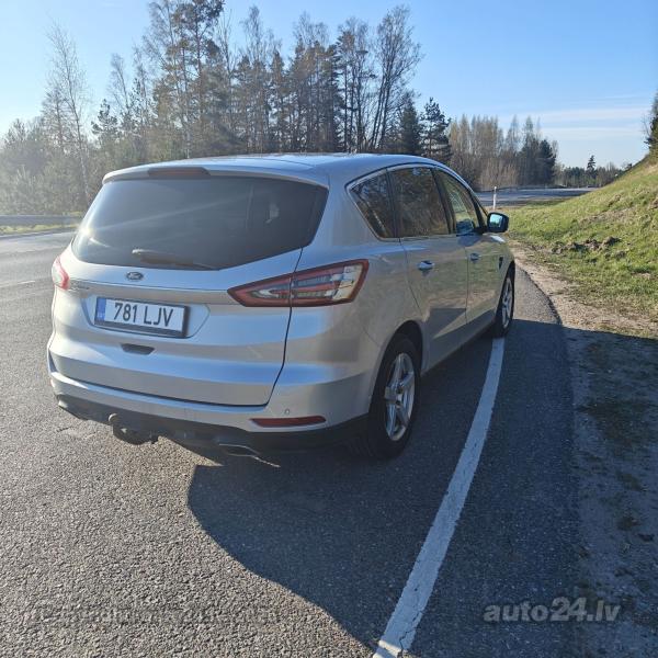 Grey Ford S-Max 2017 in Tallinn, with an engine capacity of 2.00 L and mileage of 255 thousand km for 12500 €, photo 2 on AUTOMOTO.COM.LV