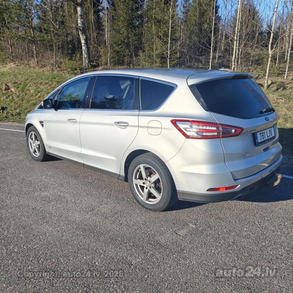 Grey Ford S-Max 2017 in Tallinn, with an engine capacity of 2.00 L and mileage of 255 thousand km for 12500 €, photo 5 on AUTOMOTO.COM.LV