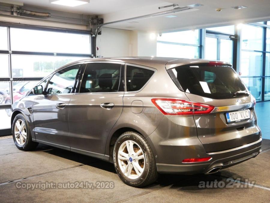 Grey Ford S-Max 2017 in Tallinn, with an engine capacity of 2.00 L and mileage of 206 thousand km for 10990 €, photo 6 on AUTOMOTO.COM.LV