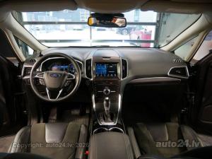 Grey Ford S-Max 2017 in Tallinn, with an engine capacity of 2.00 L and mileage of 206 thousand km for 10990 €, photo 7 on AUTOMOTO.COM.LV