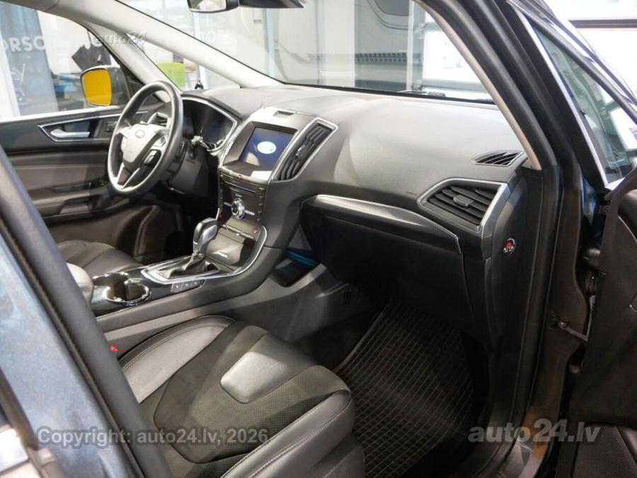 Grey Ford S-Max 2017 in Tallinn, with an engine capacity of 2.00 L and mileage of 206 thousand km for 10990 €, photo 8 on AUTOMOTO.COM.LV