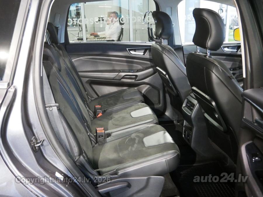 Grey Ford S-Max 2017 in Tallinn, with an engine capacity of 2.00 L and mileage of 206 thousand km for 10990 €, photo 10 on AUTOMOTO.COM.LV