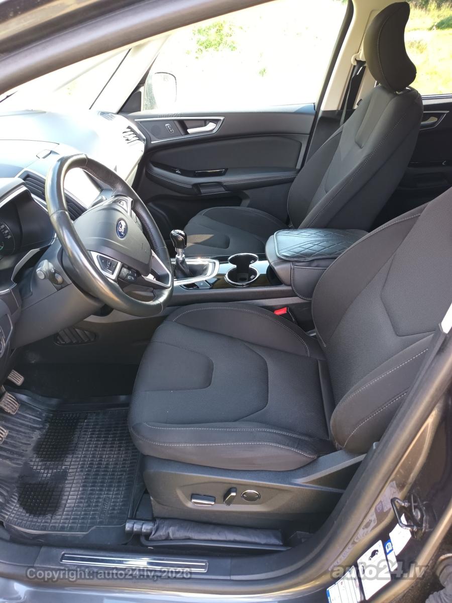 Grey Ford S-Max 2017 in Rakvere, with an engine capacity of 2.00 L and mileage of 196 thousand km for 13100 €, photo 7 on AUTOMOTO.COM.LV