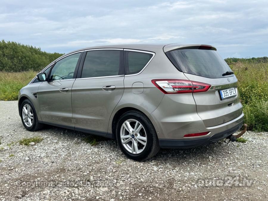 Grey Ford S-Max 2017 in Tallinn, with an engine capacity of 2.00 L and mileage of 434 thousand km for 6789 €, photo 6 on AUTOMOTO.COM.LV