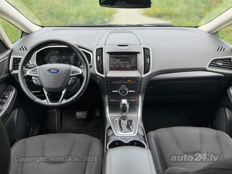 Grey Ford S-Max 2017 in Tallinn, with an engine capacity of 2.00 L and mileage of 434 thousand km for 6789 €, photo 15 on AUTOMOTO.COM.LV