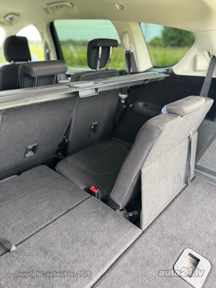Grey Ford S-Max 2017 in Tallinn, with an engine capacity of 2.00 L and mileage of 434 thousand km for 6789 €, photo 17 on AUTOMOTO.COM.LV