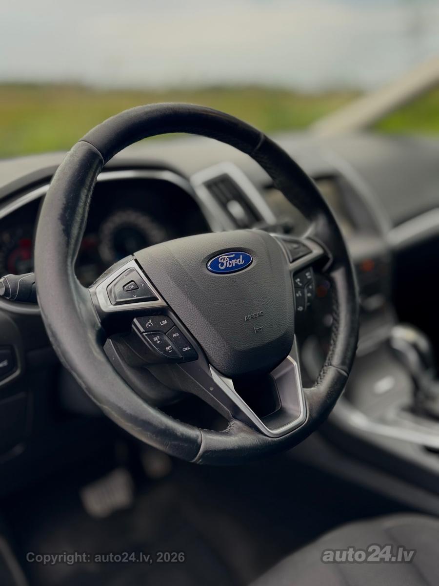 Grey Ford S-Max 2017 in Tallinn, with an engine capacity of 2.00 L and mileage of 434 thousand km for 6789 €, photo 18 on AUTOMOTO.COM.LV